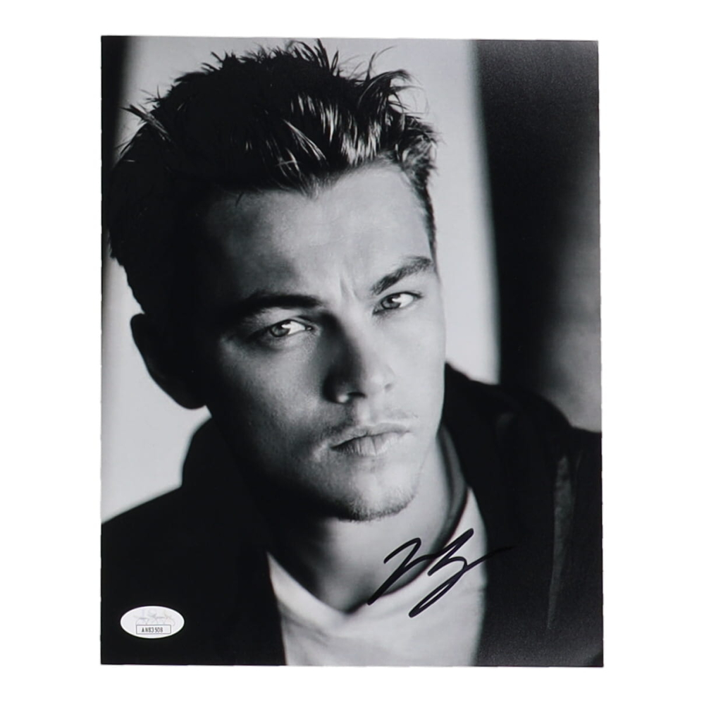 Leonardo DiCaprio Signed 8x10 Photo (JSA) | Pristine Auction