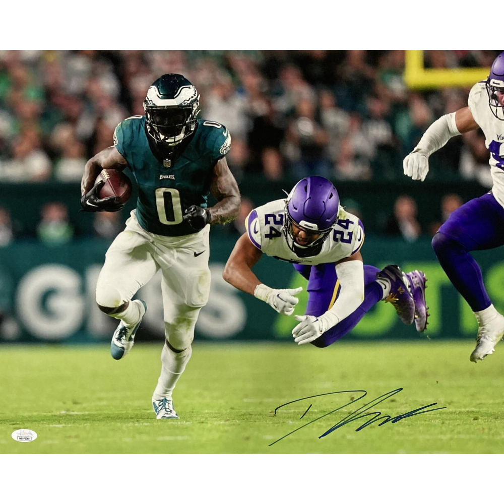 D'Andre Swift Signed Eagles 16x20 Photo (JSA) | Pristine Auction