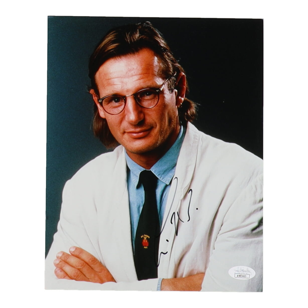 Liam Neeson Signed "Darkman" 8x10 Photo (JSA) | Pristine Auction