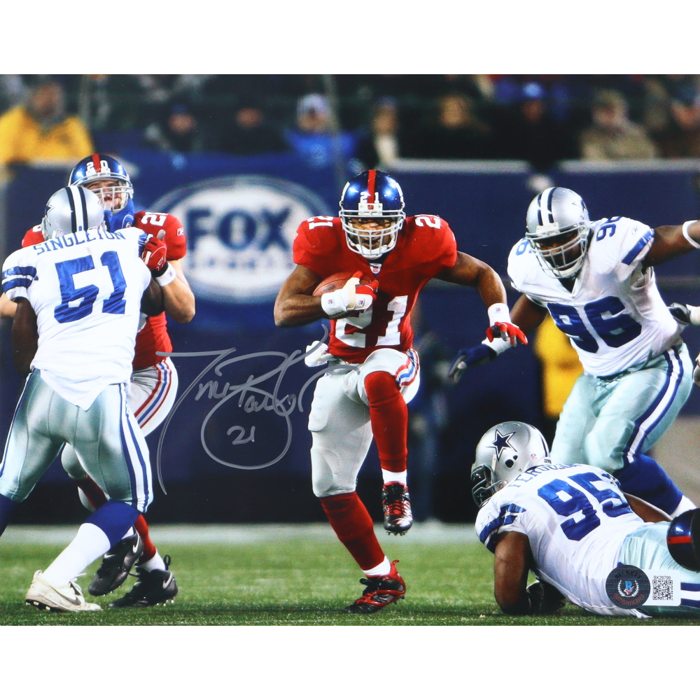 Tiki Barber Signed Giants 8x10 Photo (Beckett) | Pristine Auction
