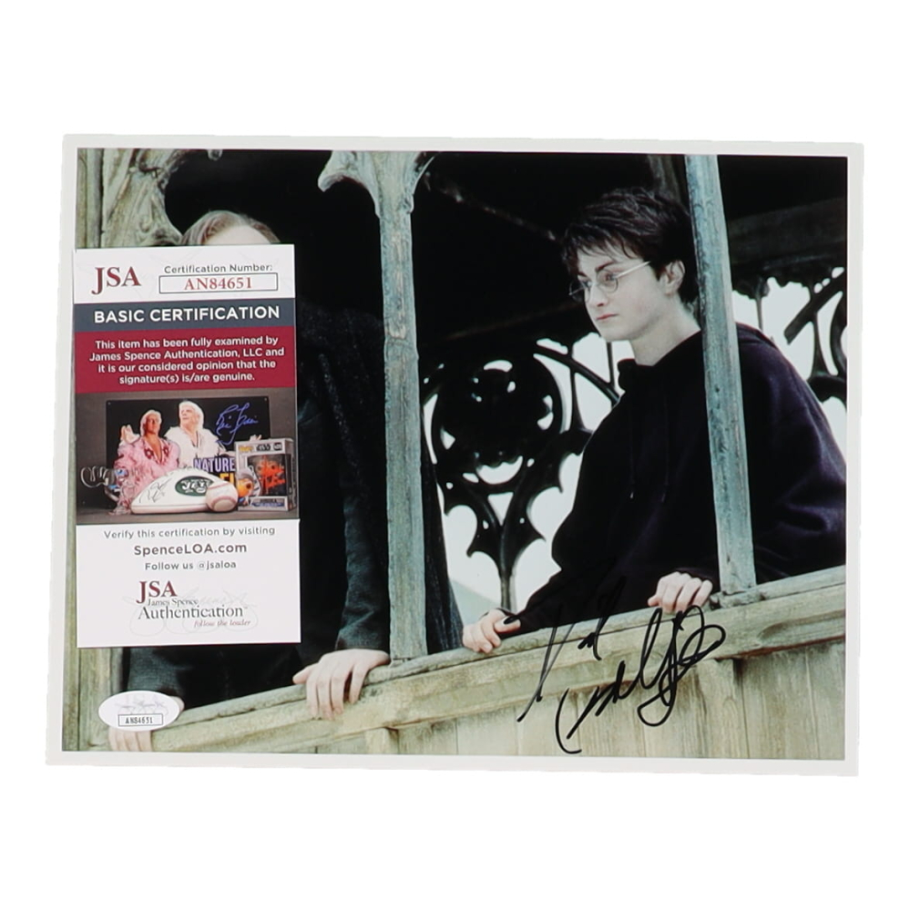 Daniel Radcliffe Signed "Harry Potter" 8x10 Photo (JSA) | Pristine Auction