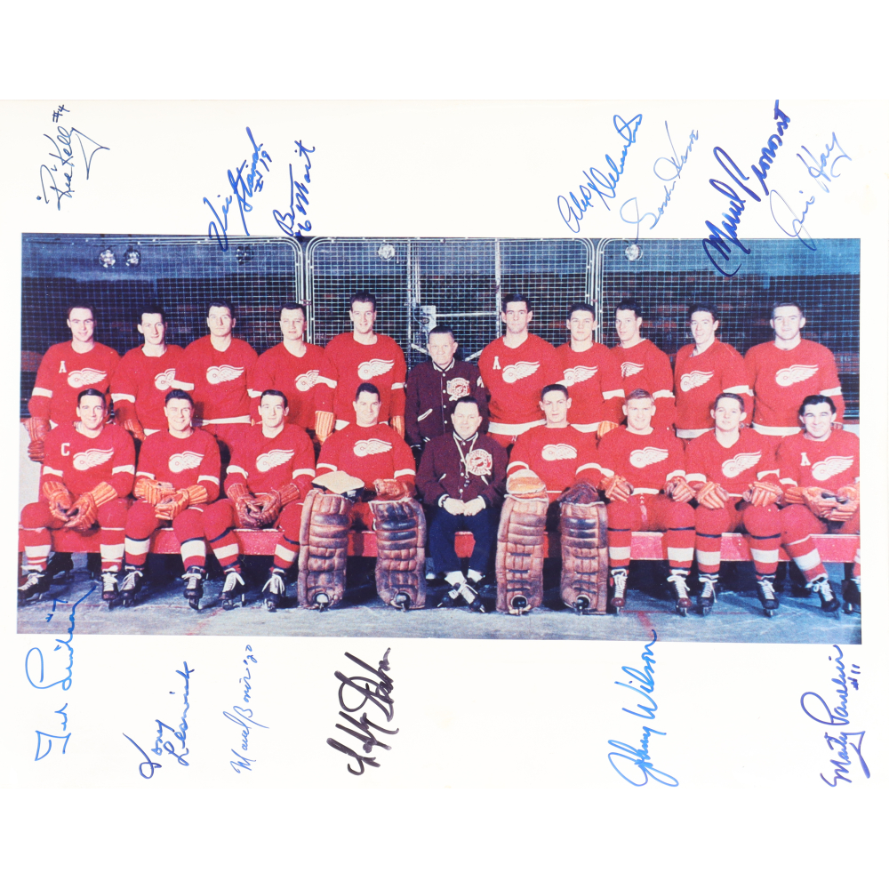 1954-55 Red Wings 11x14 Photo Team-Signed By (13) with Gordie Howe ...