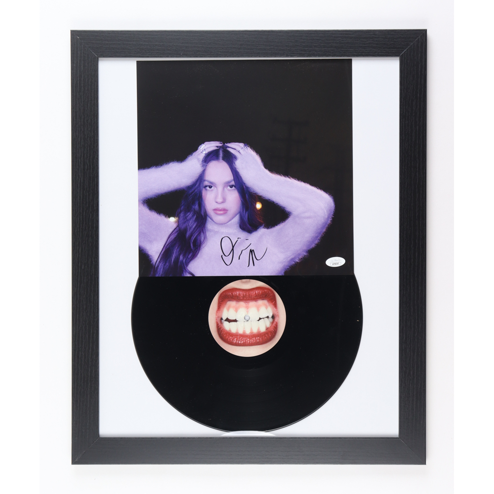 Olivia Rodrigo Signed "GUTS" Custom Framed Record Album Sleeve Display ...