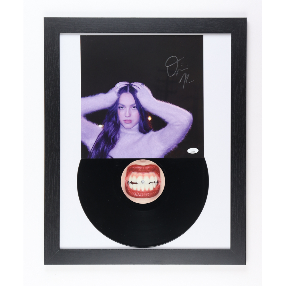 Olivia Rodrigo Signed "GUTS" Custom Framed Record Album Sleeve Display ...