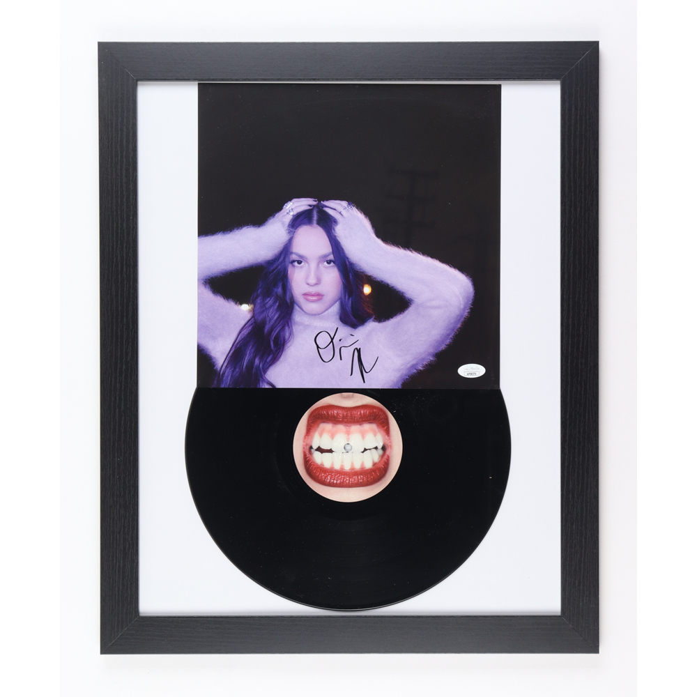 Olivia Rodrigo Signed "GUTS" Custom Framed Record Album Sleeve Display ...