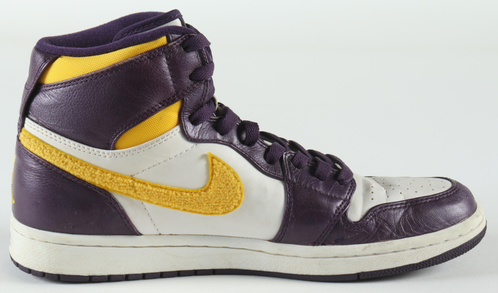 Jerry West Signed Nike Air Jordan Original Lakers Basketball Shoe In ...