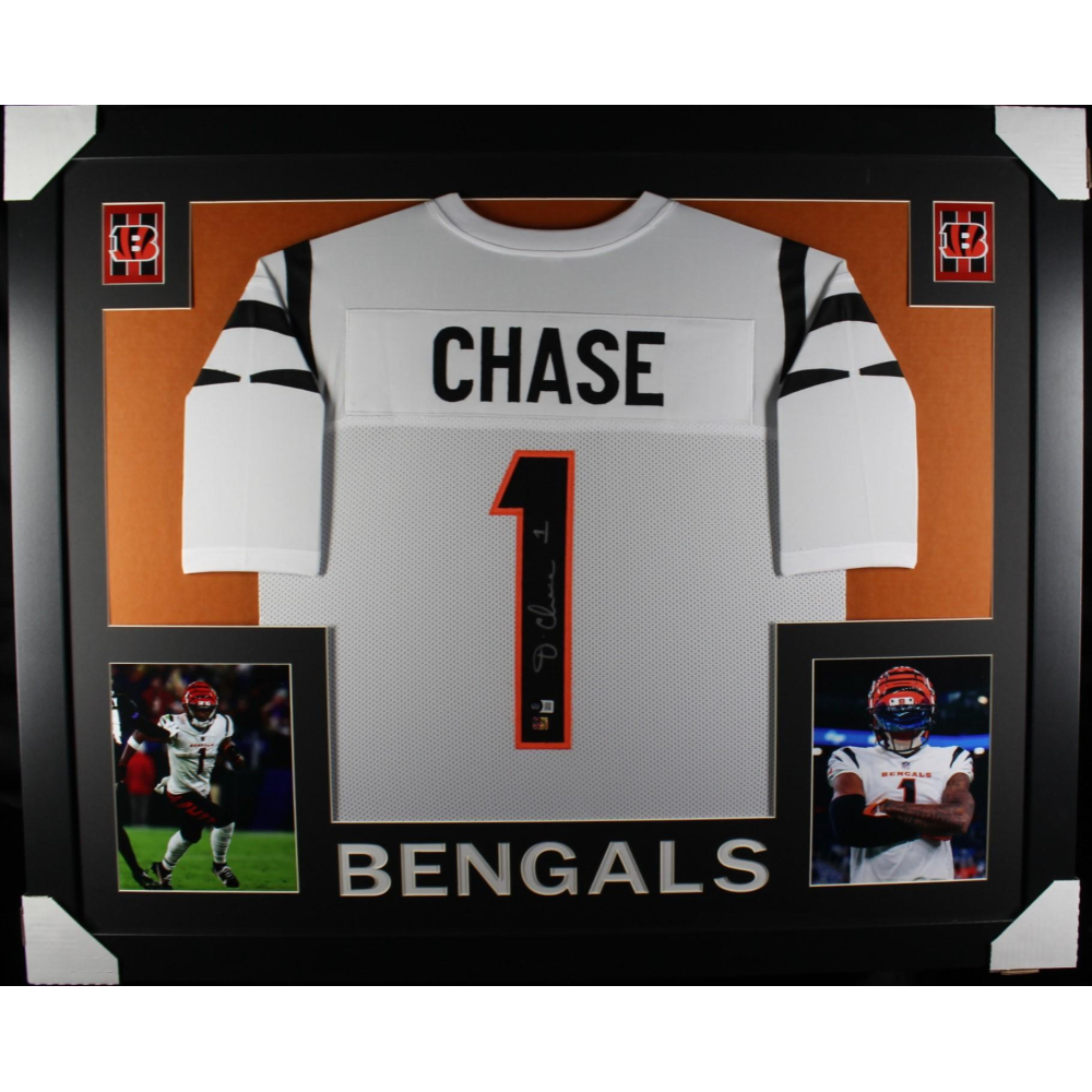 Ja'Marr Chase Signed Custom Framed Jersey Display (Beckett) | Pristine ...