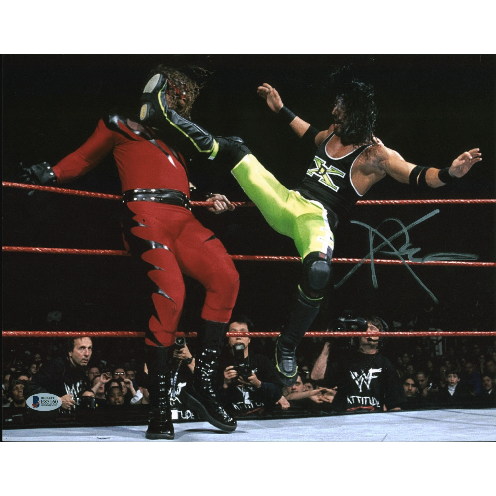 X-Pac Signed WWE 11x14 Photo (Beckett) | Pristine Auction