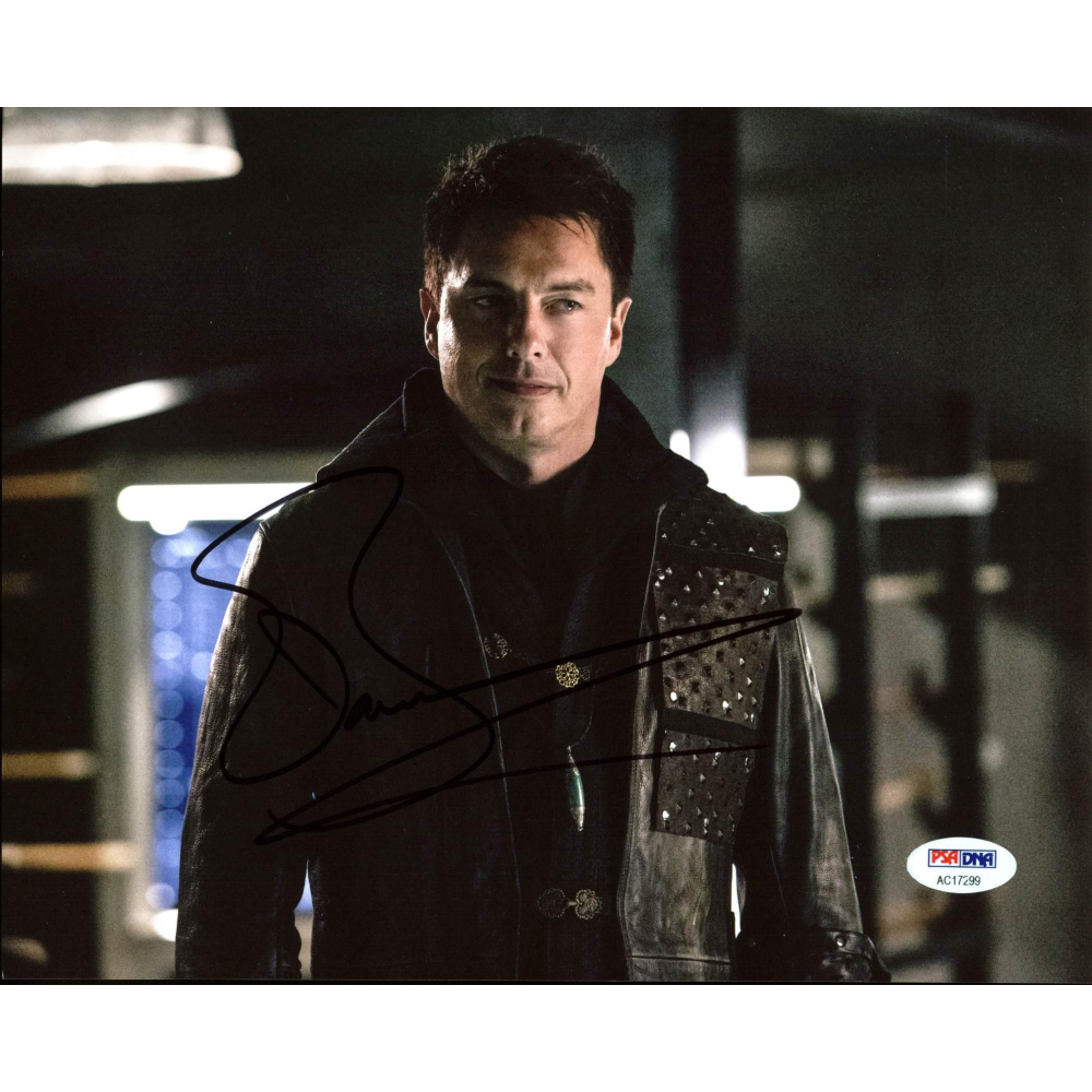 John Barrowman Signed "Arrow" 8x10 Photo (PSA) | Pristine Auction
