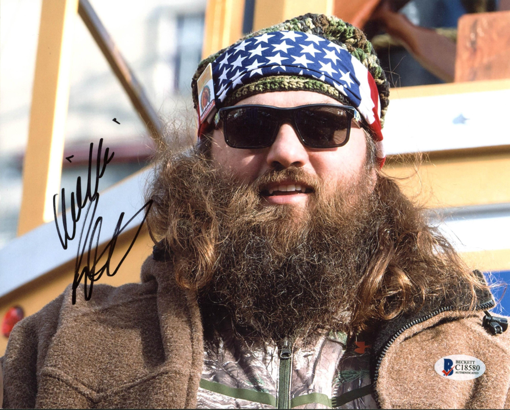 Willie Robertson Signed "Duck Dynasty" 8x10 Photo (Beckett) | Pristine ...