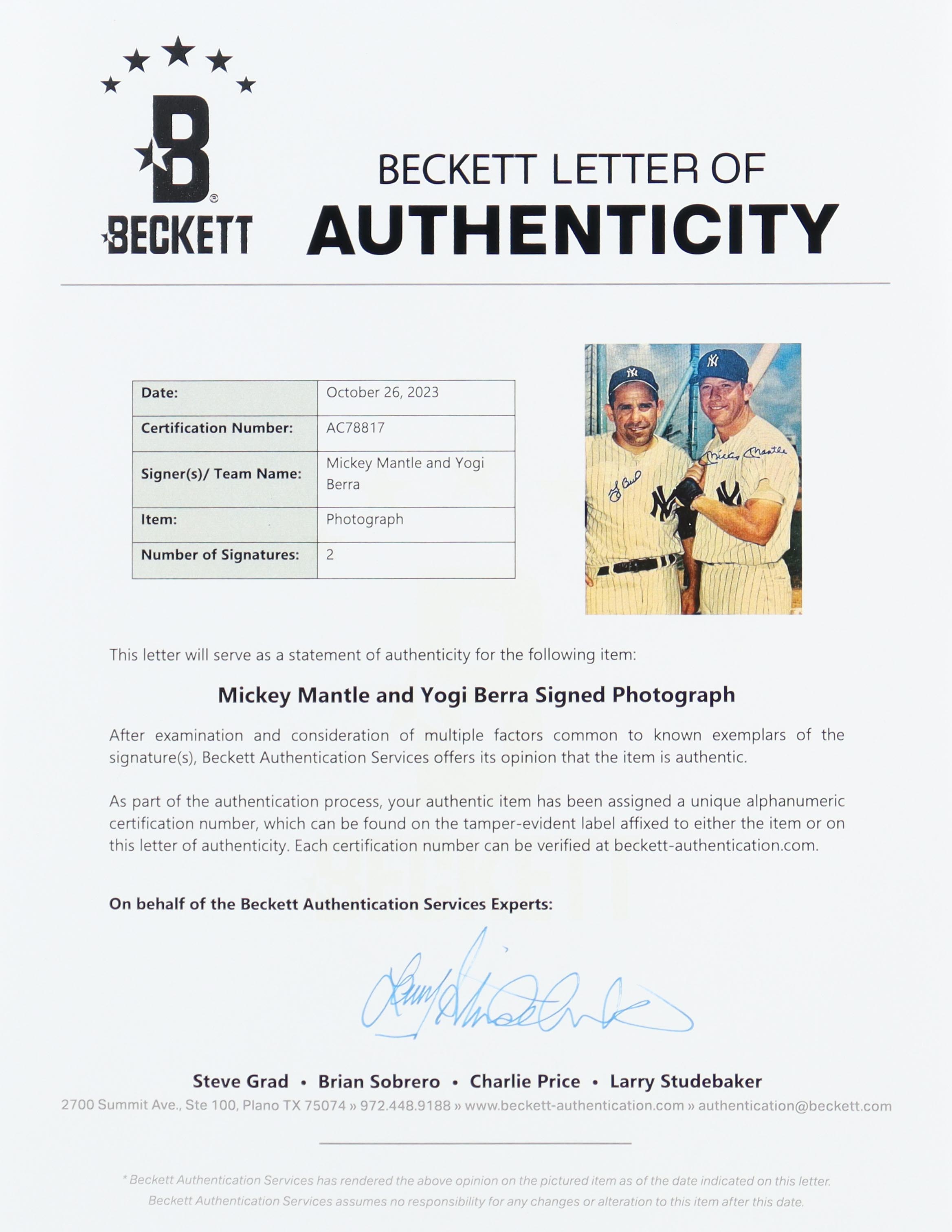 Mickey Mantle & Yogi Berra Signed Yankees 8x10 Photo (Beckett ...