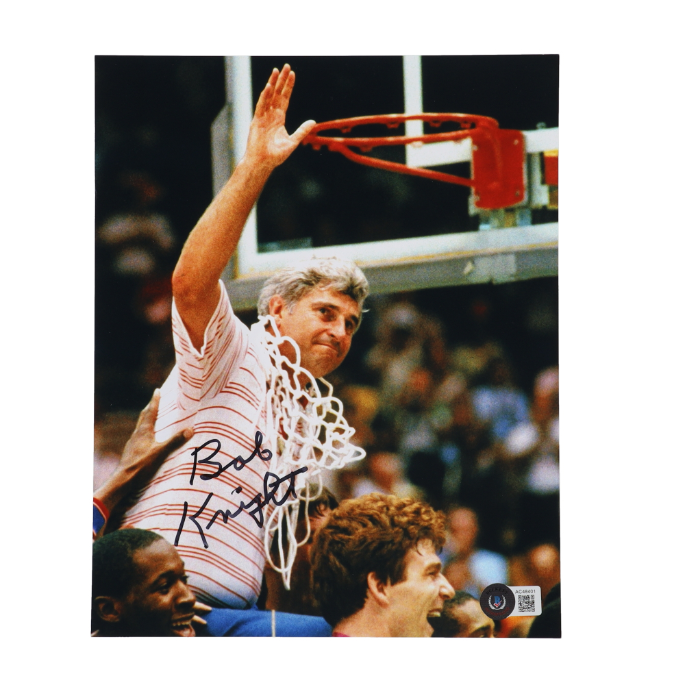 Bob Knight Signed Indiana Hoosiers 8x10 Photo (Beckett) | Pristine Auction