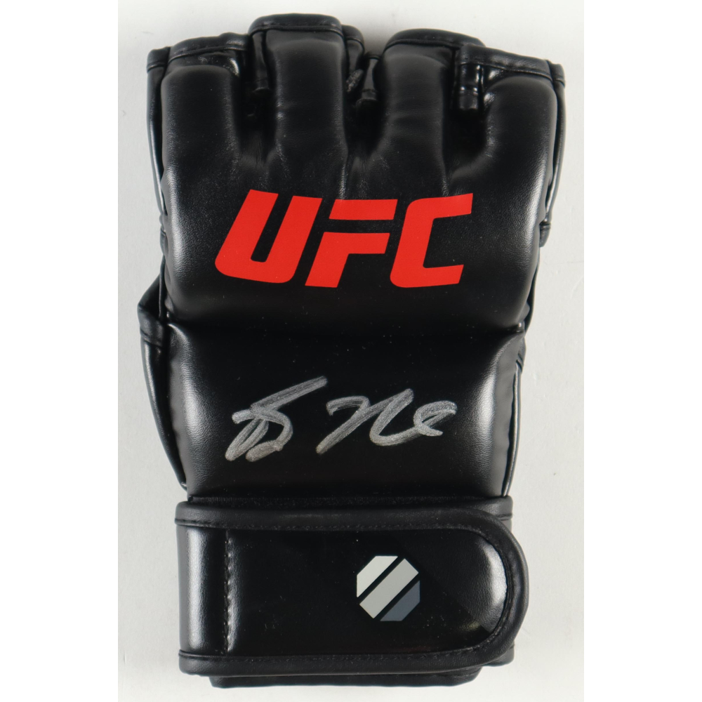 Bo Nickal Signed UFC Glove (Beckett) | Pristine Auction