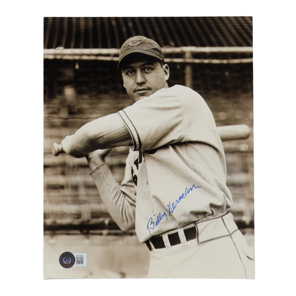 Billy Herman Signed Cubs 8x10 Photo (Beckett) | Pristine Auction