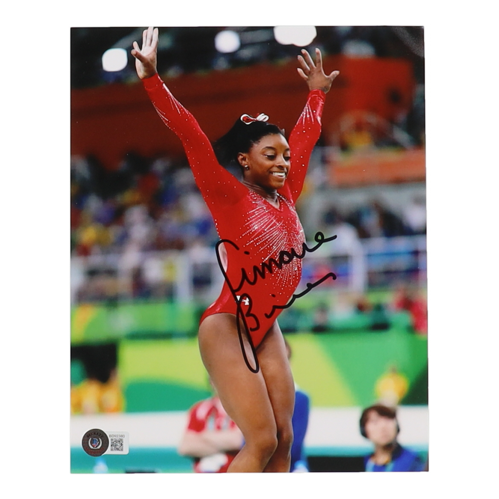 Simone Biles Signed Team USA 8x10 Photo (Beckett) | Pristine Auction