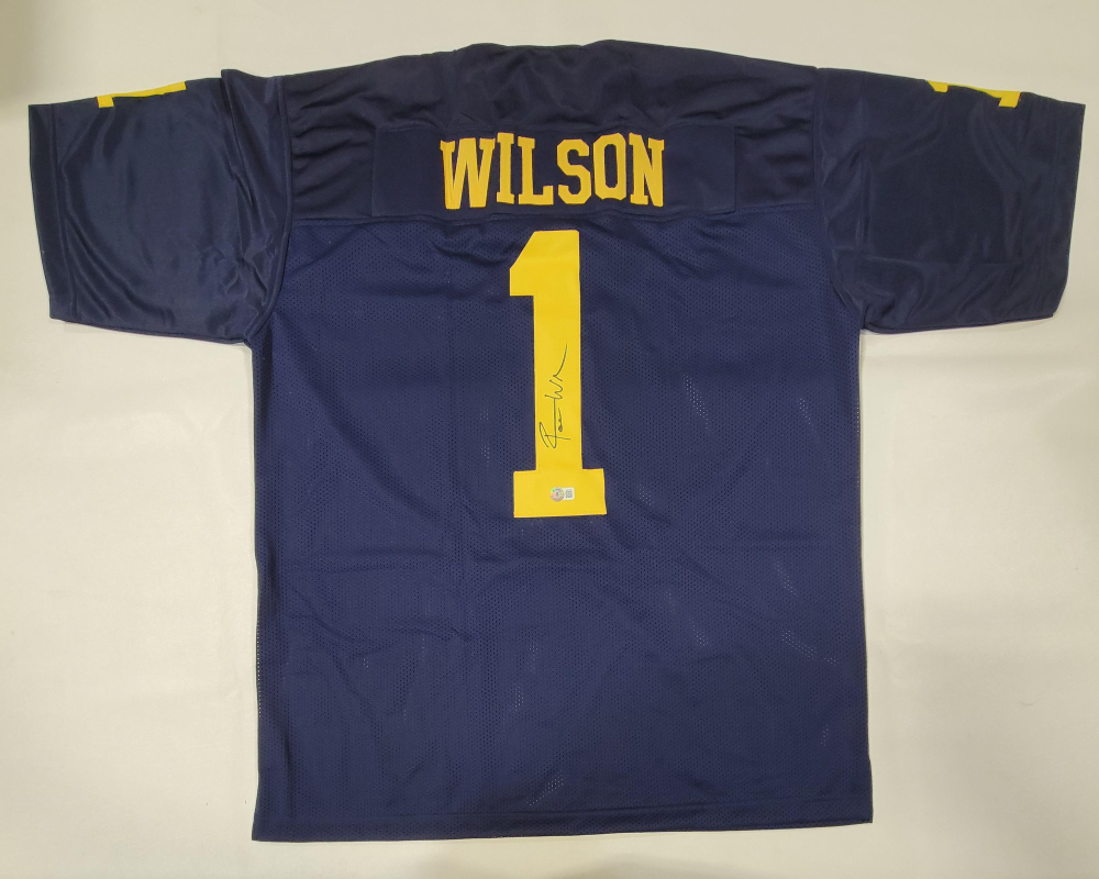 Roman Wilson Signed Jersey (Beckett) | Pristine Auction