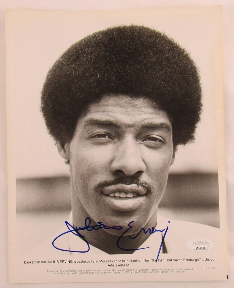 Julius Erving Signed 76ers 8x10 Photo (JSA) | Pristine Auction