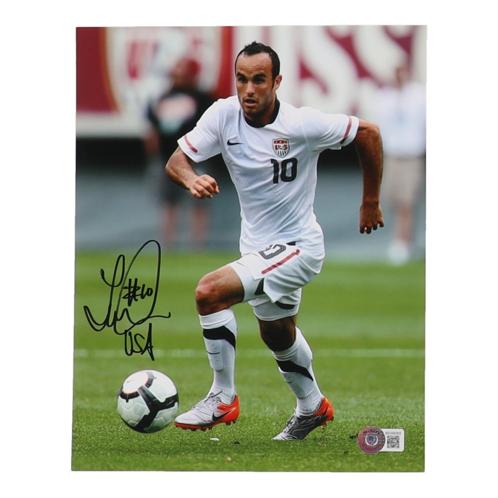 Landon Donovan Signed Team USA 8x10 Photo Inscribed "USA" (Beckett ...