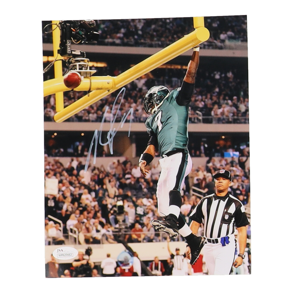 Michael Vick Signed Eagles 8x10 Photo (JSA) | Pristine Auction