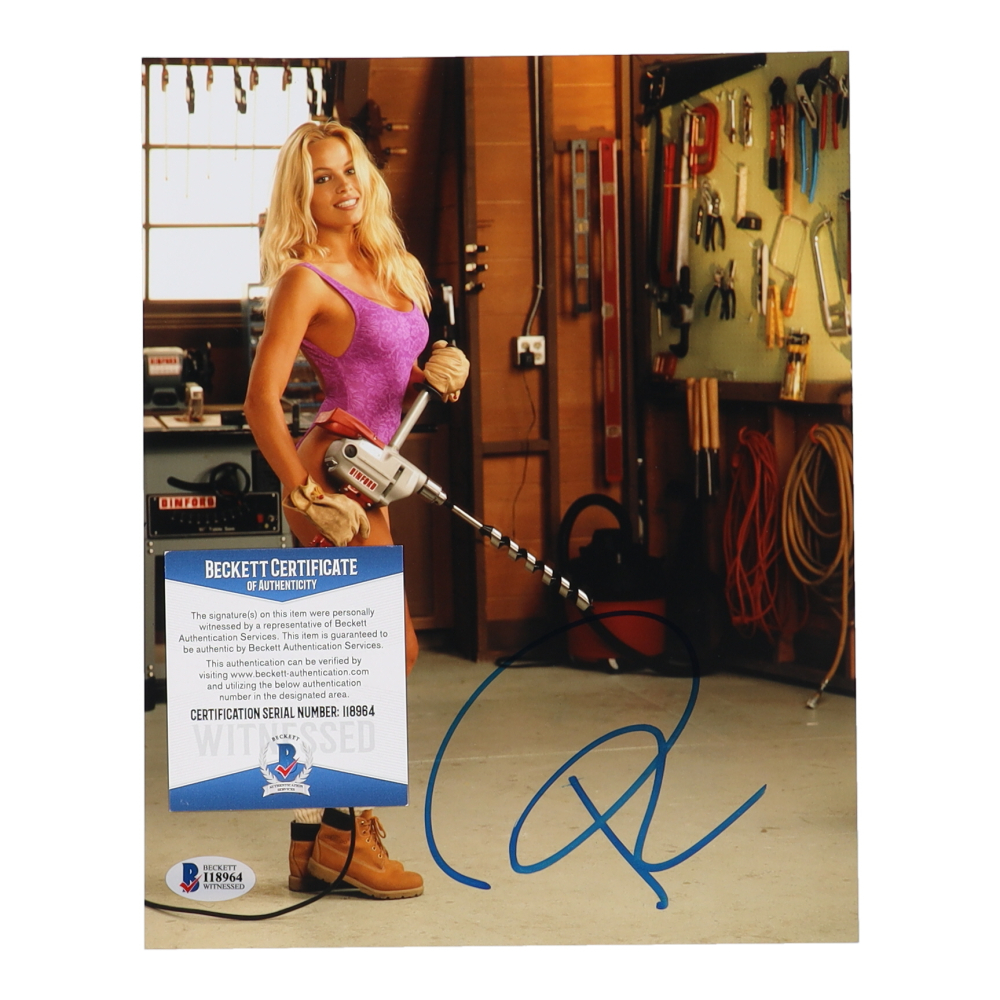 Pamela Anderson Signed 8x10 Photo (Beckett) | Pristine Auction
