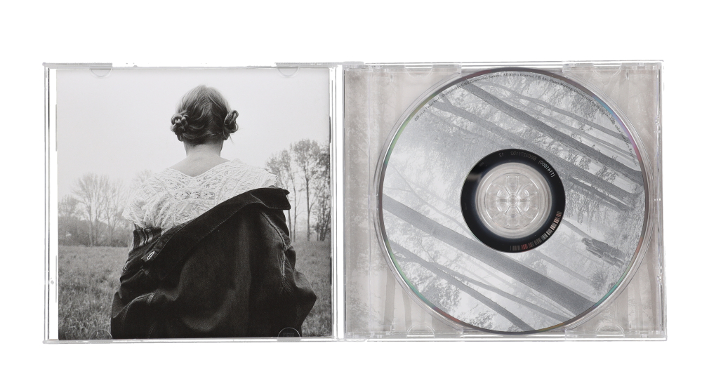 Taylor Swift Signed "Folklore" CD Insert (JSA) | Pristine Auction