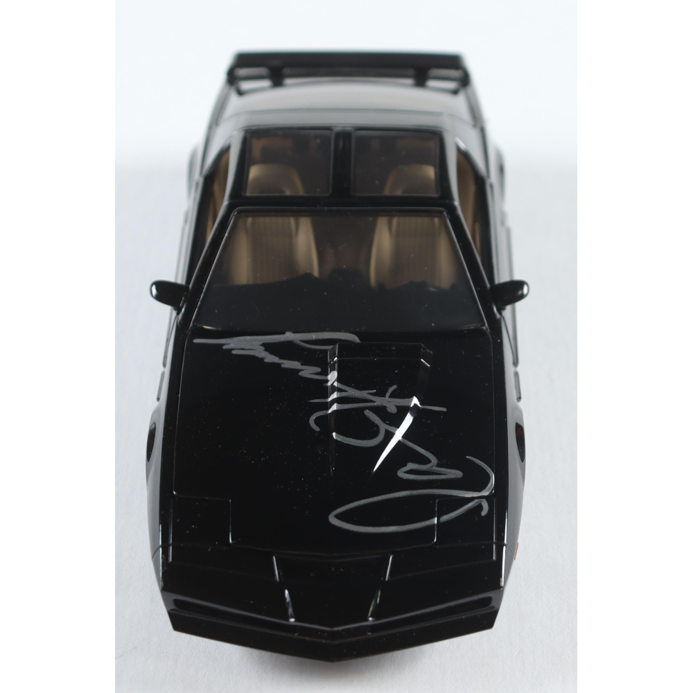 David Hasselhoff Signed "Knight Rider" 1:24 Diecast Car (Beckett ...