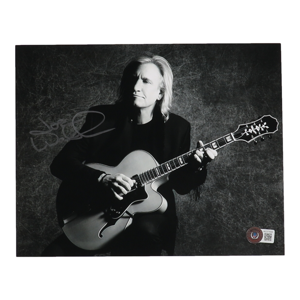 Joe Walsh Signed Eagles 8x10 Photo (Beckett) | Pristine Auction