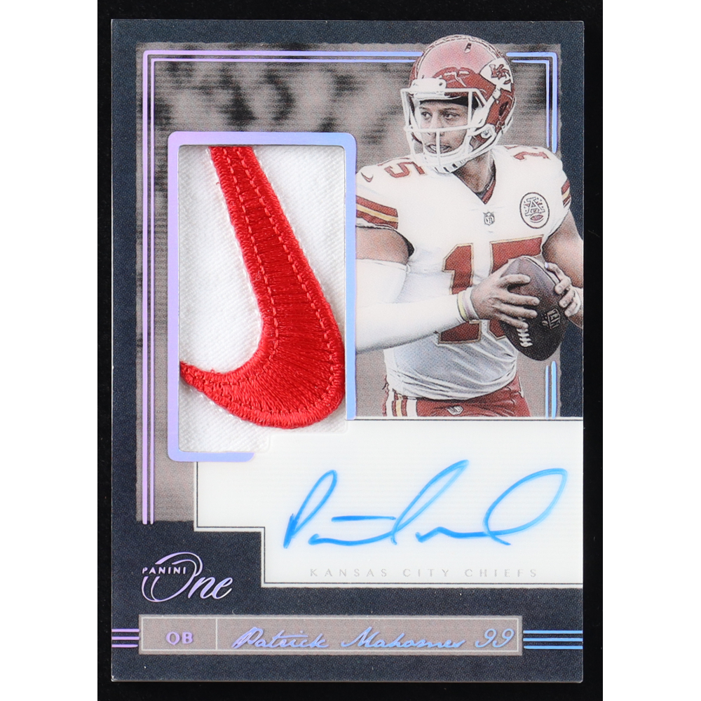 Patrick Mahomes II 2018 Panini One Patch Autographs #129 Nike Logo ...