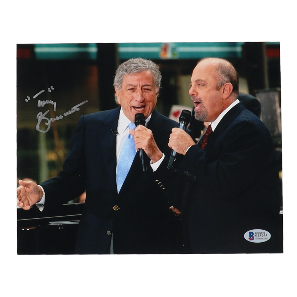 Tony Bennett Signed 8x10 Photo (Beckett) | Pristine Auction