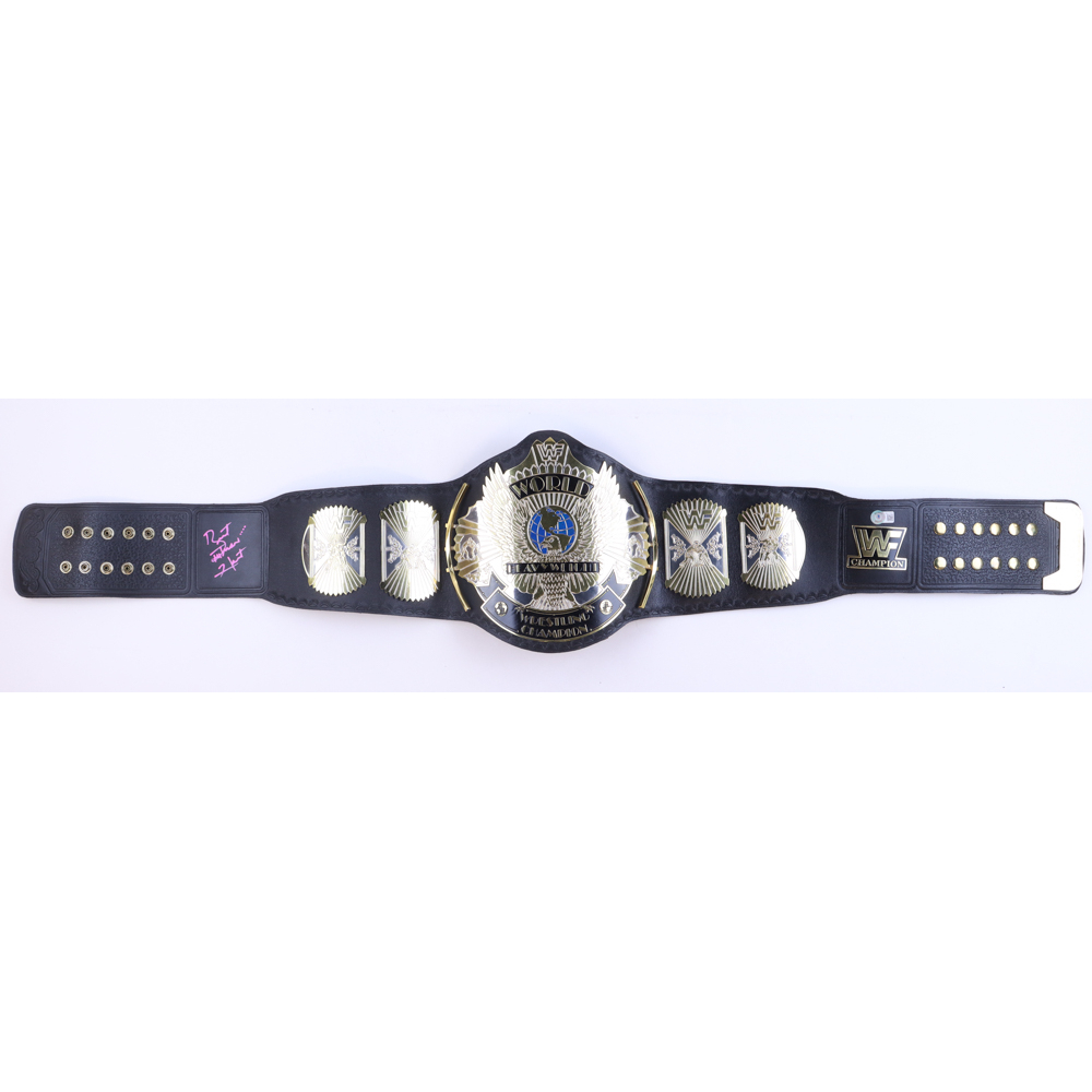 Bret "The Hitman" Hart Signed WWE Belt (Beckett) | Pristine Auction