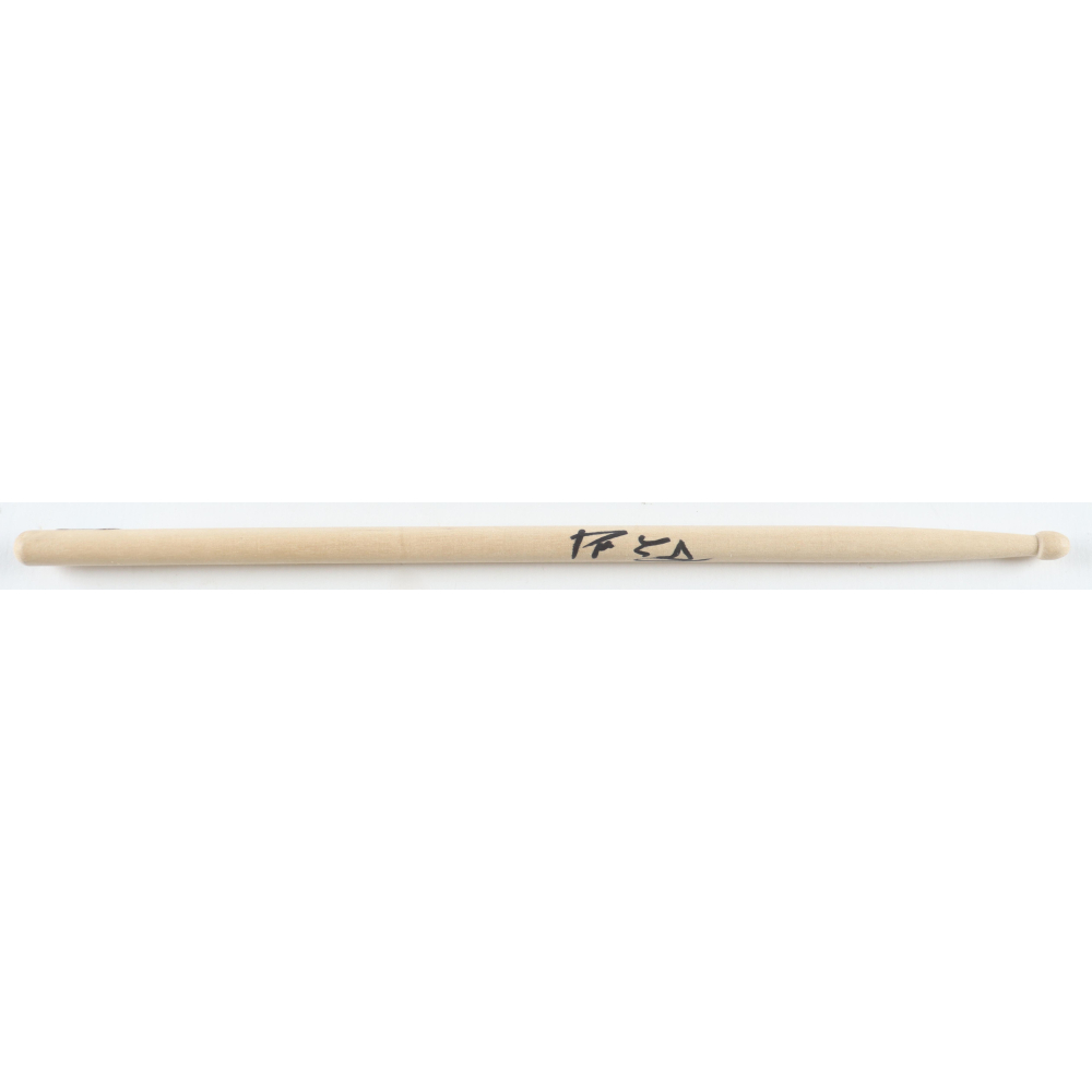 Roger Earl Signed Drum Stick (Beckett) | Pristine Auction