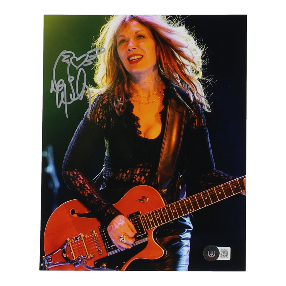 Nancy Wilson Signed Heart 8x10 Photo (Beckett) | Pristine Auction