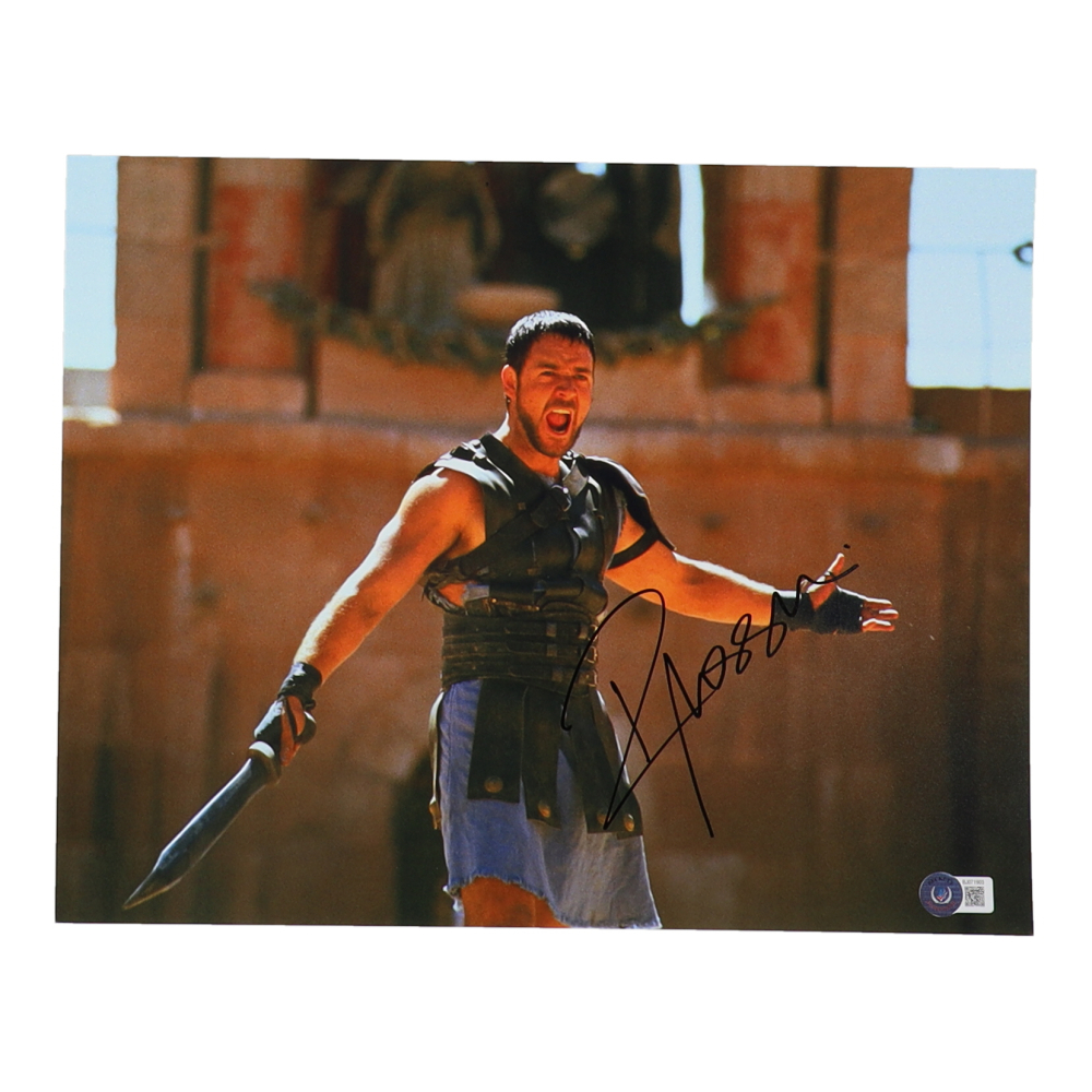 Russell Crowe Signed "Gladiator" 11x14 Photo (Beckett) | Pristine Auction