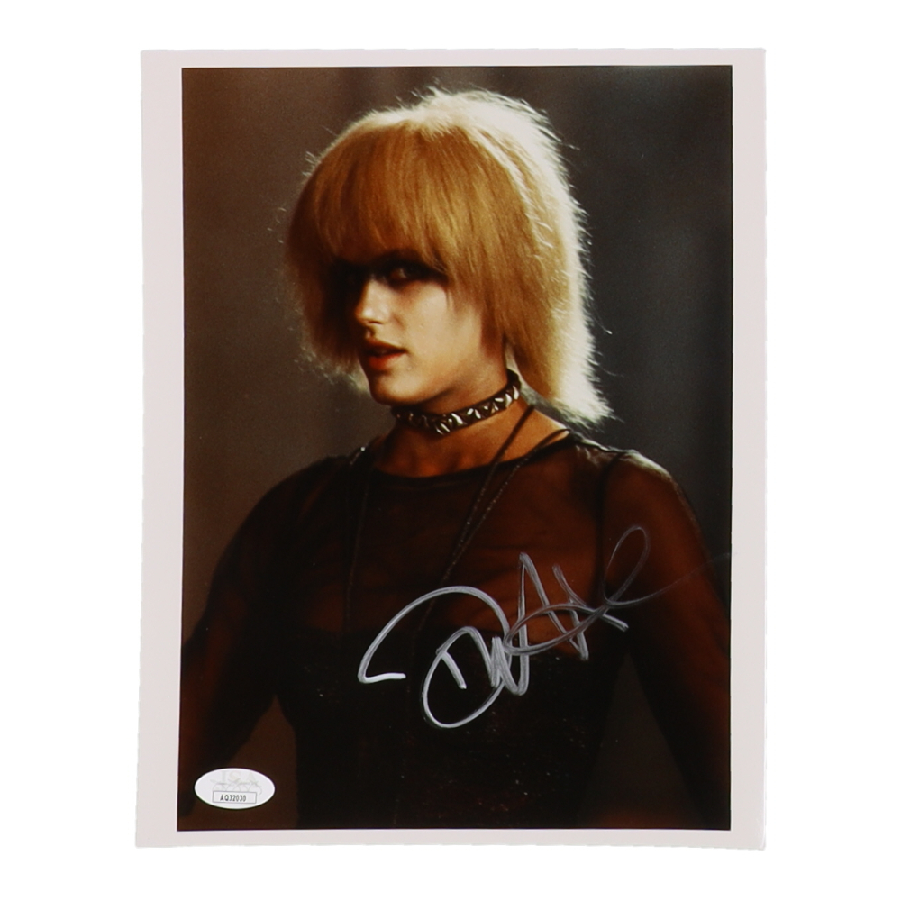 Daryl Hannah Signed "Blade Runner" 8x10 Photo (JSA) | Pristine Auction