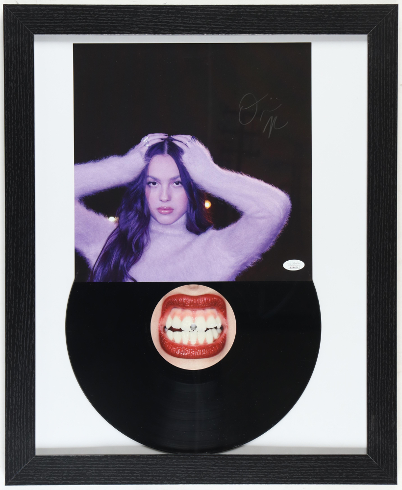 Olivia Rodrigo Signed "GUTS" Custom Framed Record Album Sleeve Display ...
