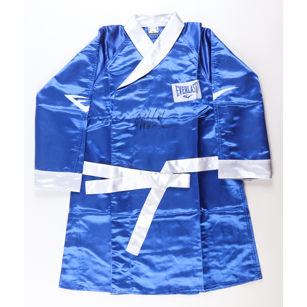 Mike Tyson Signed Everlast Boxing Robe (Tyson) | Pristine Auction