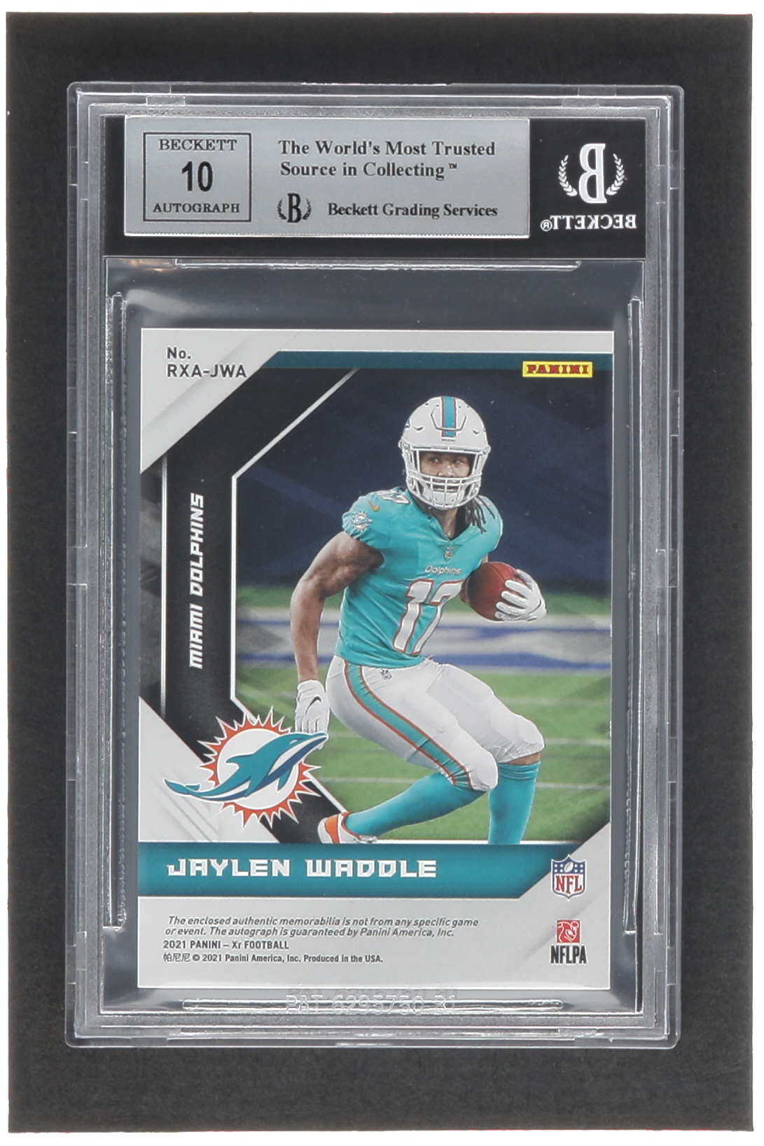 Jaylen Waddle 2021 Panini XR Rookie XL Swatch Autographs #6 RC #25/75 ...