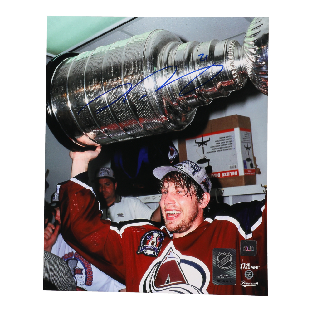 Peter Forsberg Signed Avalanche 8x10 Photo (COJO) | Pristine Auction