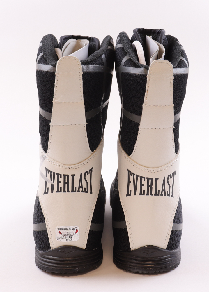 Mike Tyson Signed Everlast Professional Boxing Shoes (Tyson) | Pristine ...