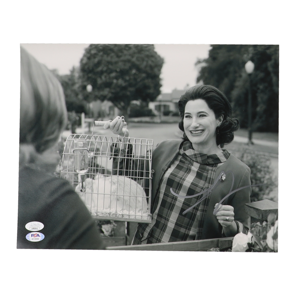 Kathryn Hahn Signed "Wanda Vision" 11x14 Photo (JSA & PSA) | Pristine ...