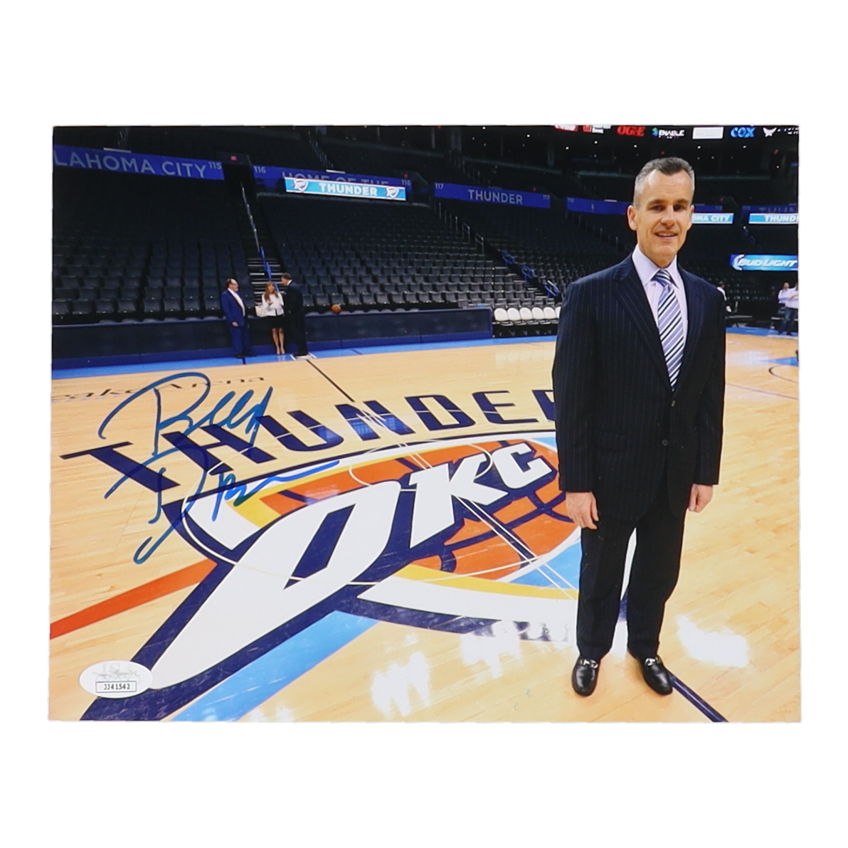 Billy Donovan Signed Thunder 8x10 Photo (JSA) | Pristine Auction