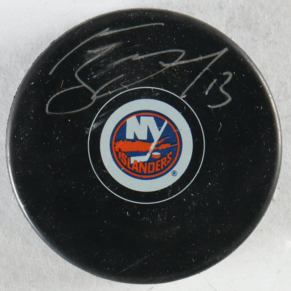 Mathew Barzal Signed Islanders Logo Hockey Puck (Fanatics) | Pristine ...