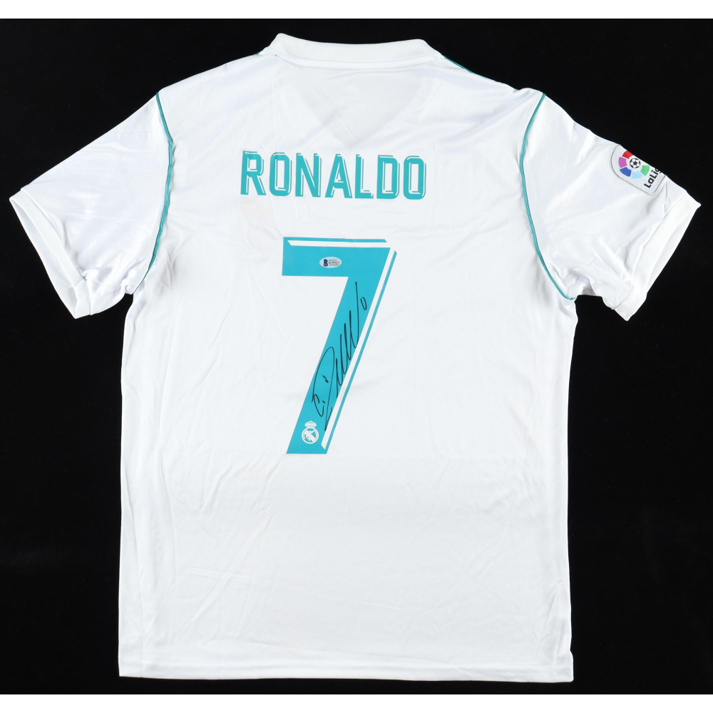 Cristiano Ronaldo Signed Jersey Beckett Pristine Auction cristiano-ronaldo-signed-jersey-beckett-pristine-auction