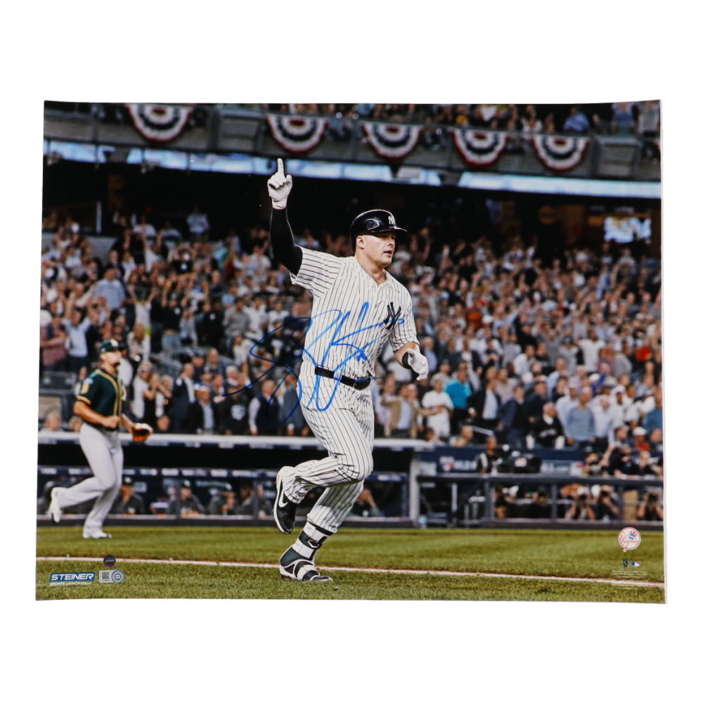 Luke Voit Signed Yankees 16x20 Photo (Steiner & MLB) | Pristine Auction