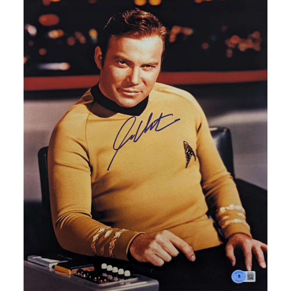 William Shatner Signed "Star Trek" 11x14 Photo (Beckett) | Pristine Auction