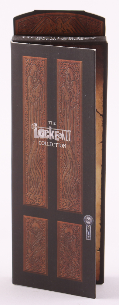 Jackson Robert Scott Signed "Locke & Key" Small World Key Special ...