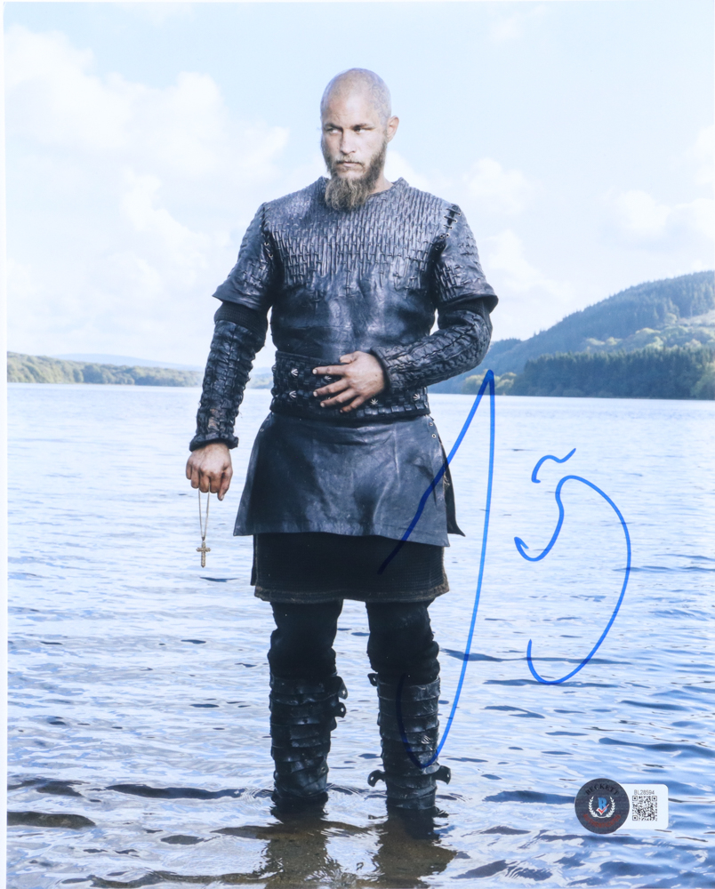 Travis Fimmel Signed "Vikings" 8x10 Photo (Beckett) | Pristine Auction