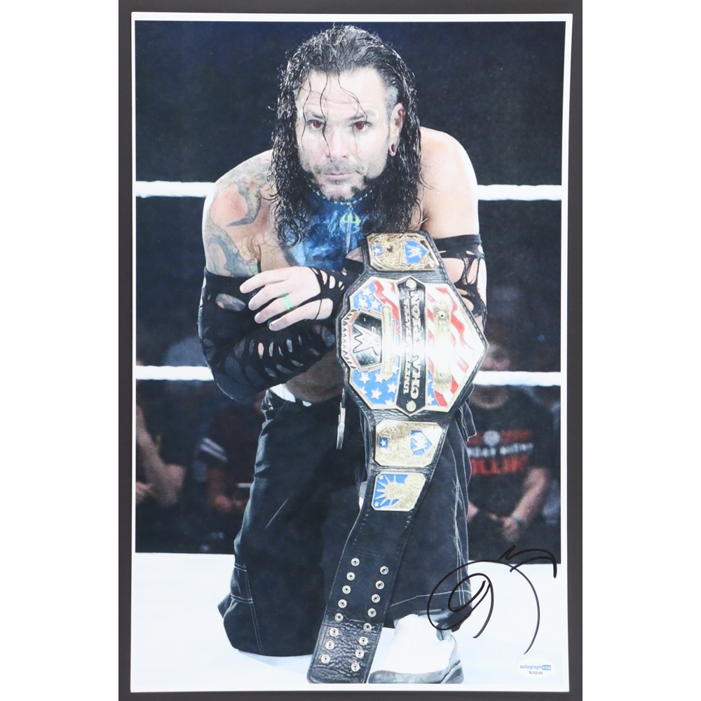 Jeff Hardy Signed WWE 11x17 Photo (AutographCOA) | Pristine Auction
