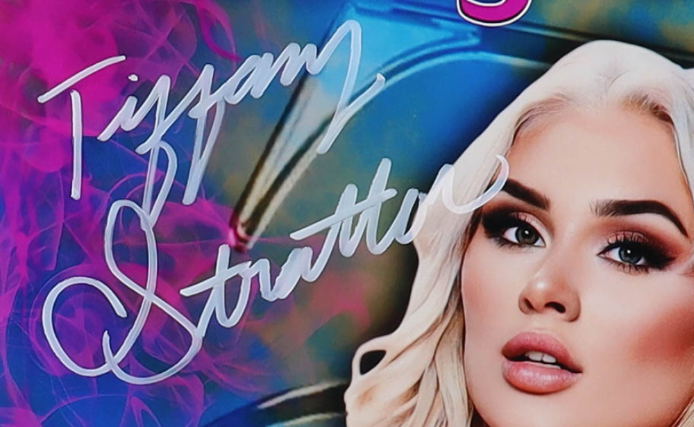 Tiffany Stratton Signed WWE 11x14 Photo (JSA) | Pristine Auction