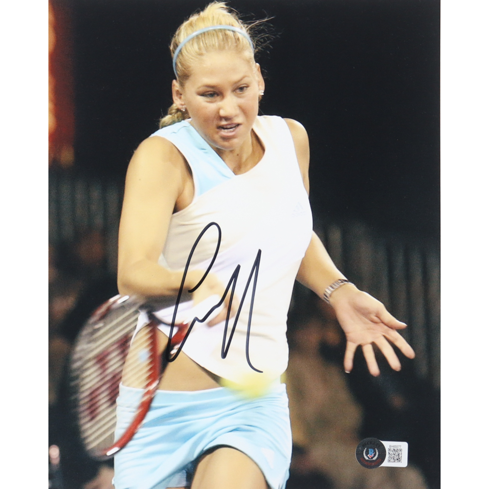 Anna Kournikova Signed 8x10 Photo (Beckett) | Pristine Auction